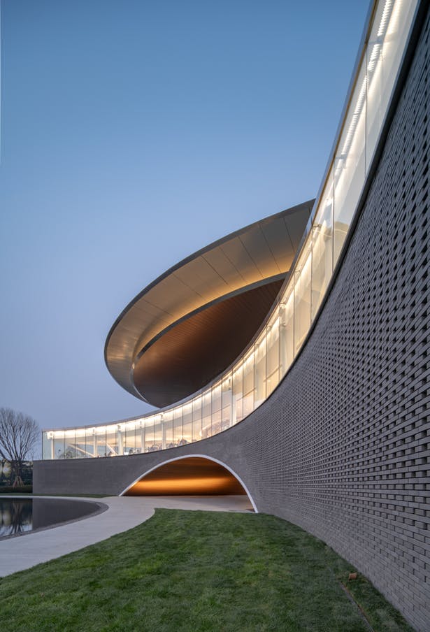 Facade Design Pattern | The Contemporary Architecture of This New Hotel ...