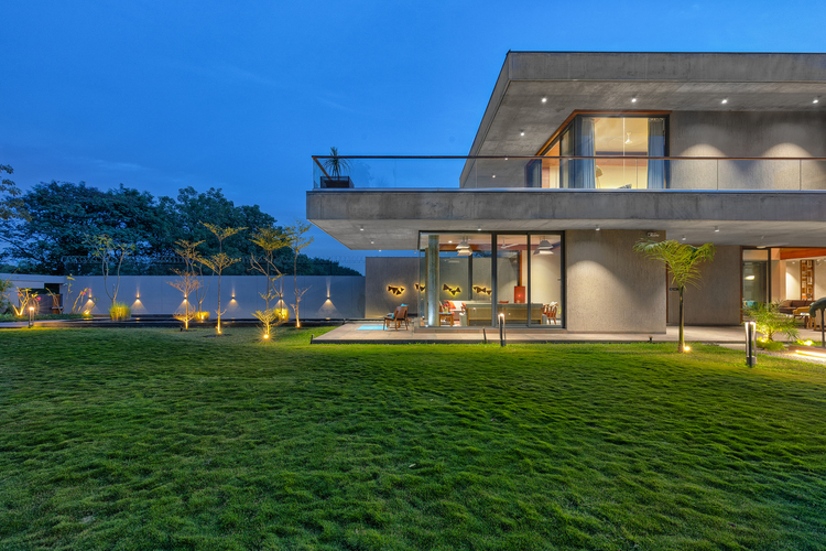 Cantilever Slabs and Glass Facades Encase This Villa by VPA