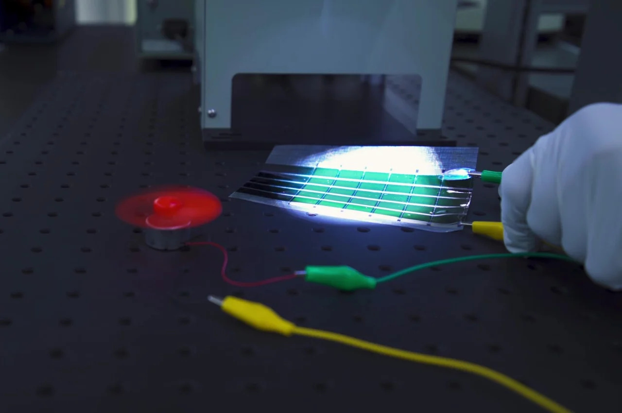 MIT Engineers Develop Ultra-thin, Portable Solar Cells that make any ...