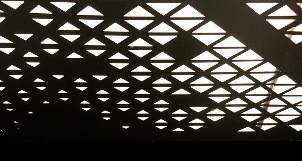 Smart Arch Studio Uses Parametric Triangular Mosaics To Give A ...